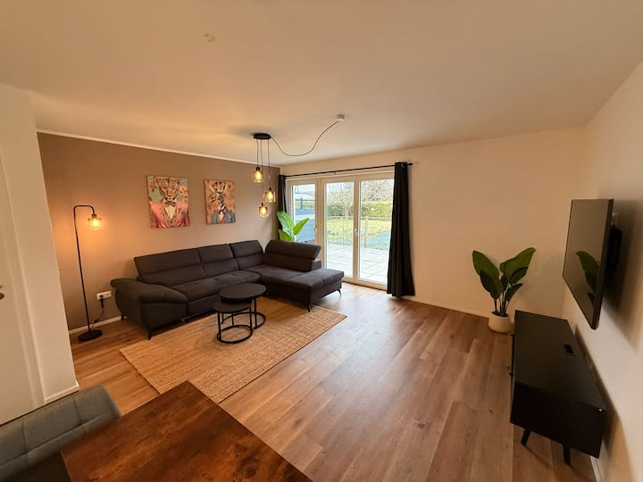 Haus Für 8 | Garten | Parkplatz | Ruhige Lage - Augsburg