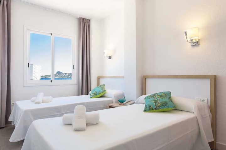 Apartamento 1 Dormitorio Vista Piscina 2 Adultos - Sant Antoni de Portmany