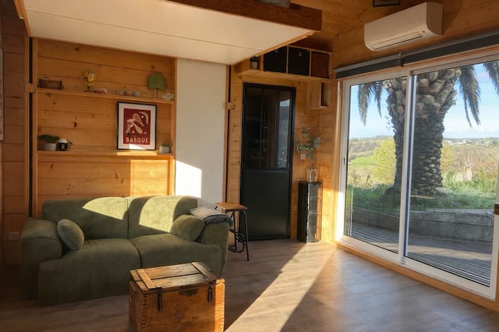 Charmante Petite Maison En Bois Avec Terrasse - Hasparren