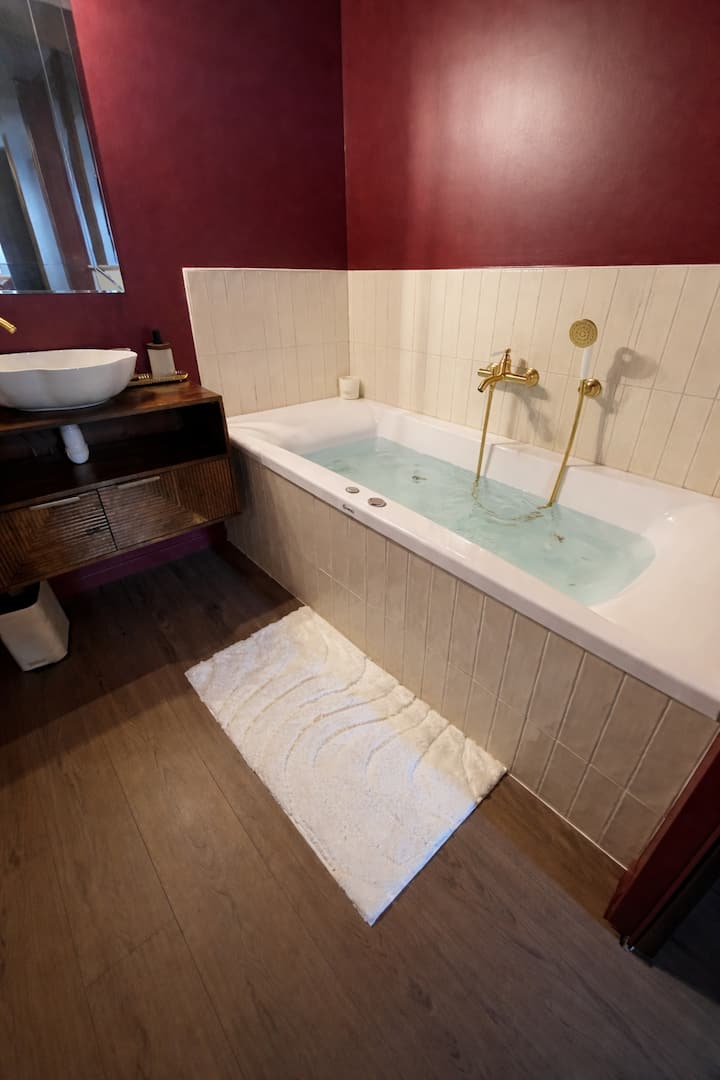 Refuge Du Château – Rénové Par Architecte ! - Laval