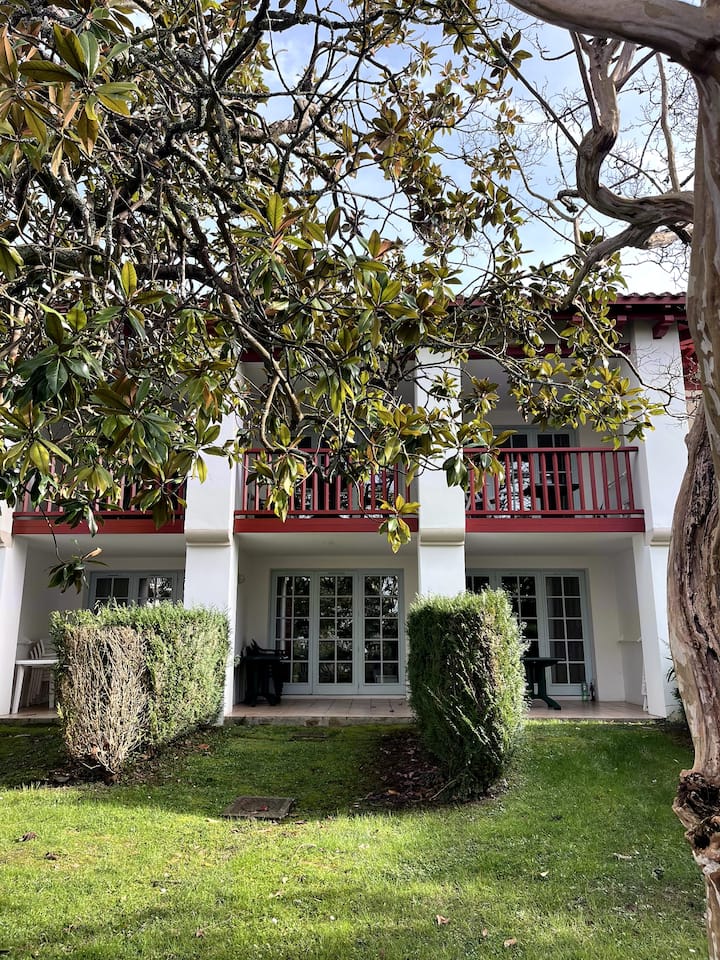 T2 Dans Résidence Avec Piscine à Hendaye - Urrugne