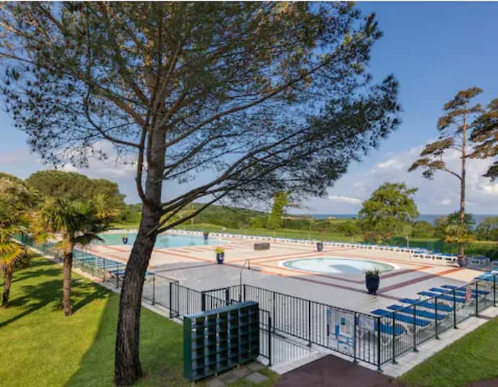 T2 Dans Résidence Avec Piscine à Hendaye - Urrugne