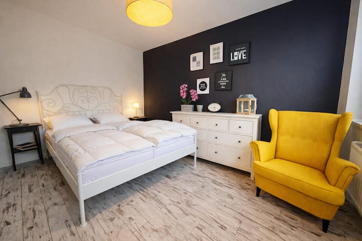 Zlatá Víla By Cañas Apartments -  V Srdci Mesta - Rimavská Sobota