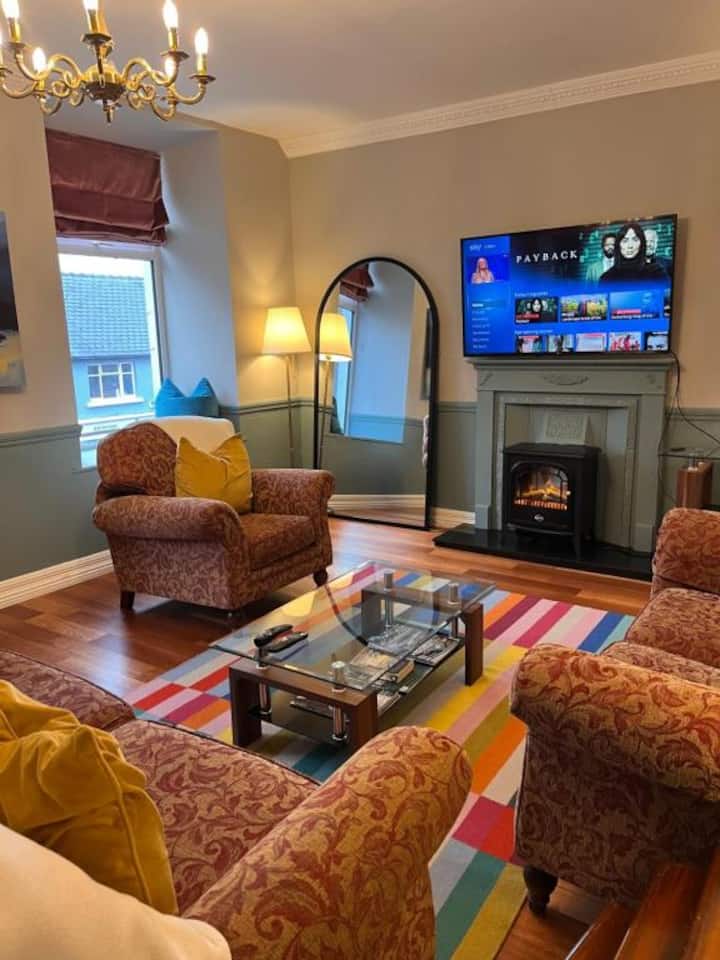 Westport Town Centre Apartment - Westport