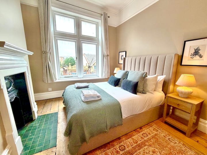 Bournemouth Beach Break - Stylish Two Bedroom - Bournemouth