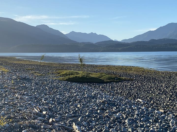Stoney Shore Camp - Te Anau