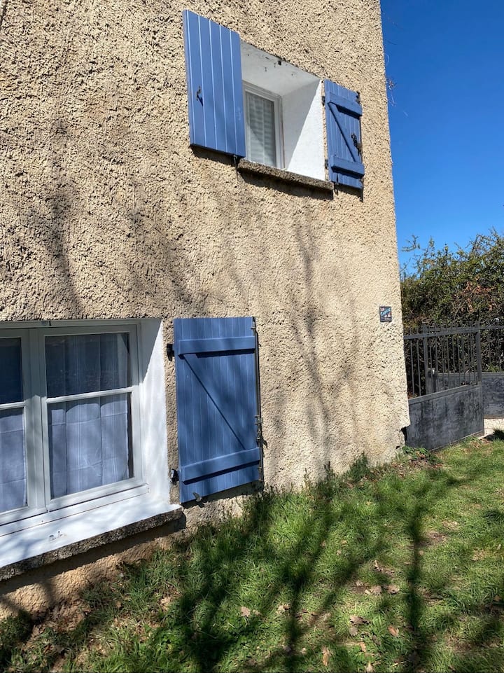 La Cabane De Stellou Dans Un éCrin De Verdure - Aiguines