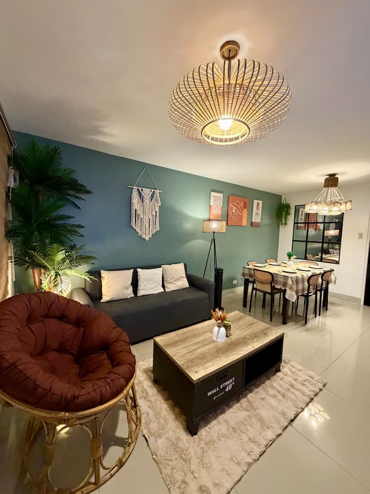 Stylish Relaxing Home Ps4•netflix•insta-worthy - Angeles
