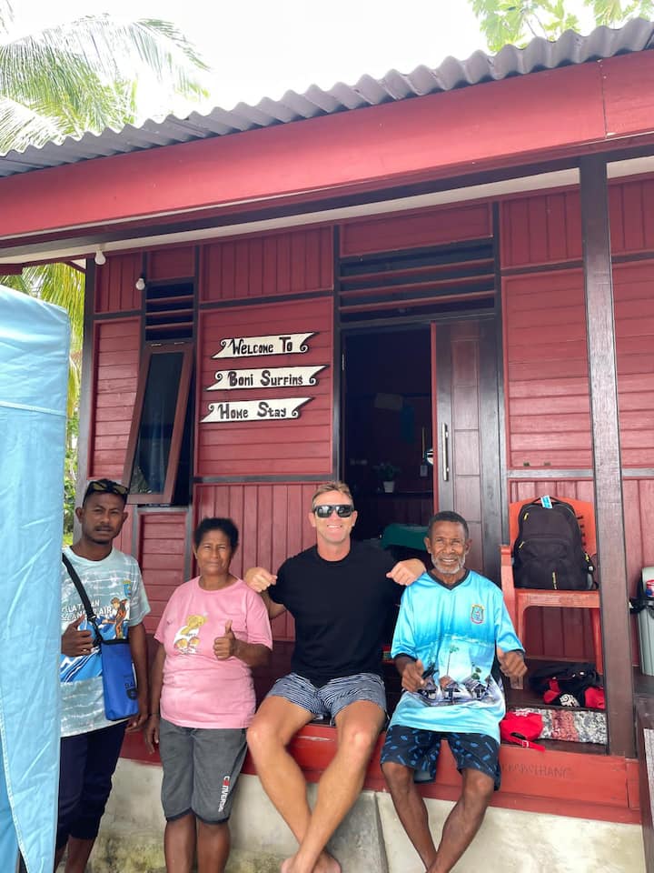 Penginapan Boni Surfing Homestay - West Papua