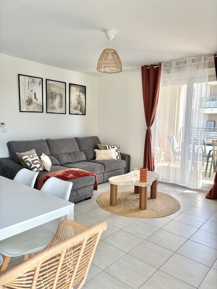 Le Gambetta – T3 4/5 Pers – 15 Min à Pied Ol/ldlc - Meyzieu