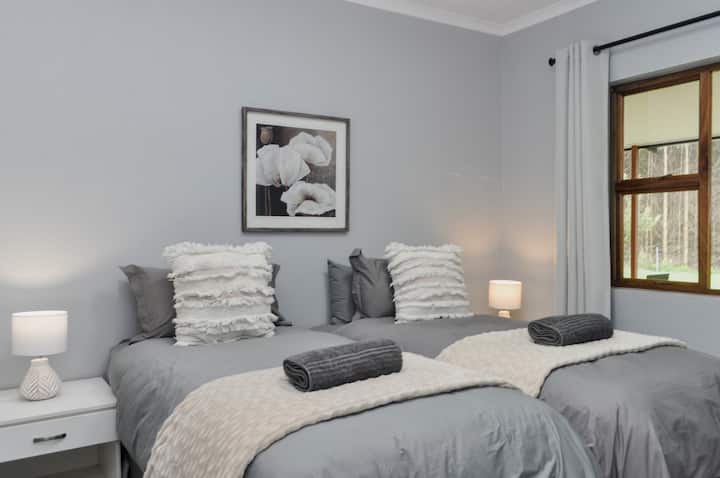 The Family Cottage - Howick