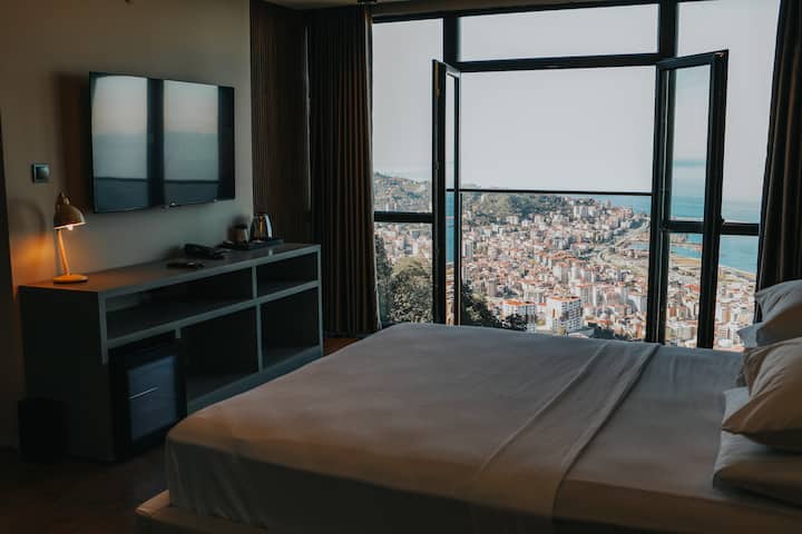 ŞAhintepesi Suites I Jakuzi-panoroma ŞEhir Manzara - Rize