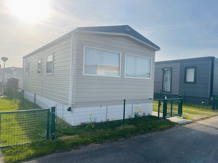 Luxe Stacaravan 300m Zee 2 Slpk | Parking | Terras - Nieuwpoort