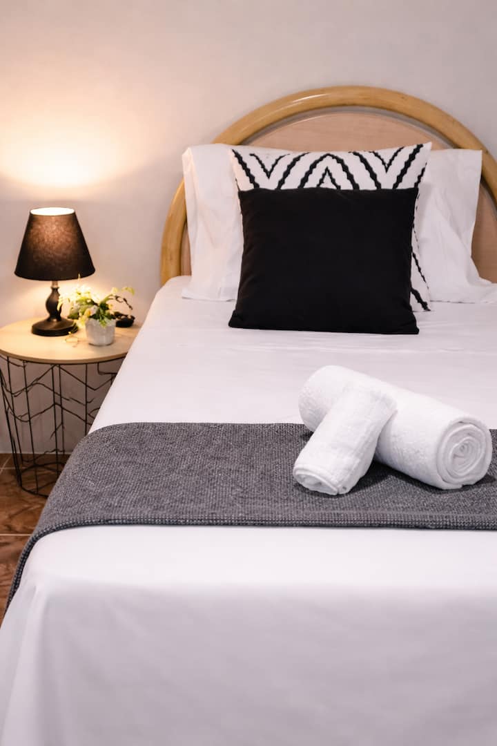 Central Home Coliving Hab Ind/dob Baño Compartido - Valencia