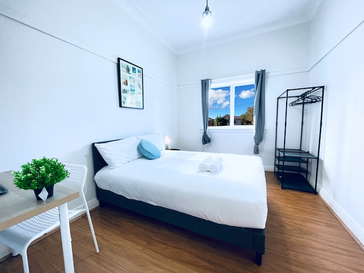 步行Berala火车站5分钟（400米）舒适双人房 - Auburn