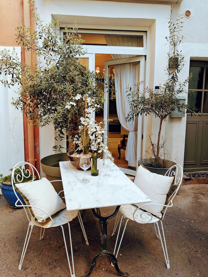 The Little Olive Tree - Mèze