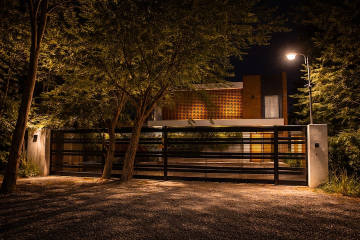 Alojamiento En Sanber P/ 18 Personas Módulo 1+2+3 - Paraguay