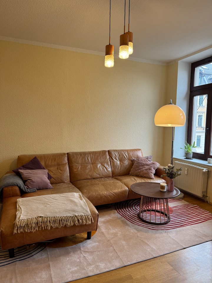Zentrale Wohnung Mit Direkter Tram-anbindung - Leipzig
