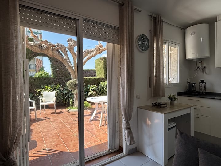 Apartamento A 50 Metros De La Playa. Terraza Y Bbq - Cambrils