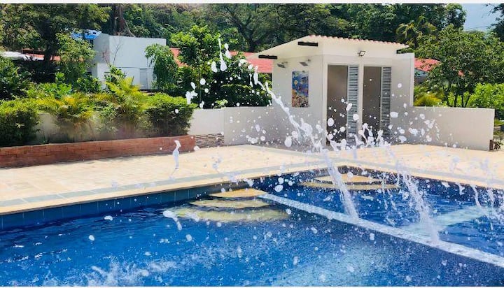 Cabaña Campestre Con Piscina, Jacuzzi, Río Y Bbq - Villeta