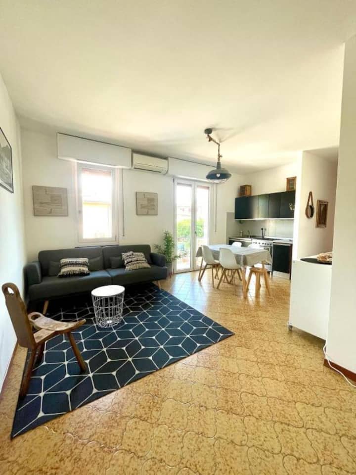 Laurence Primo Piano - Garda