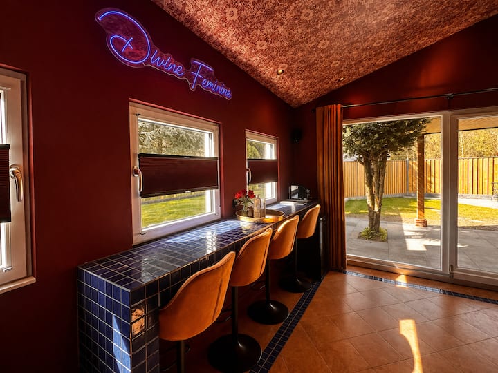 Wellness Lodge Privé Jacuzzi, Sauna, Hamam, Tuin - Velden