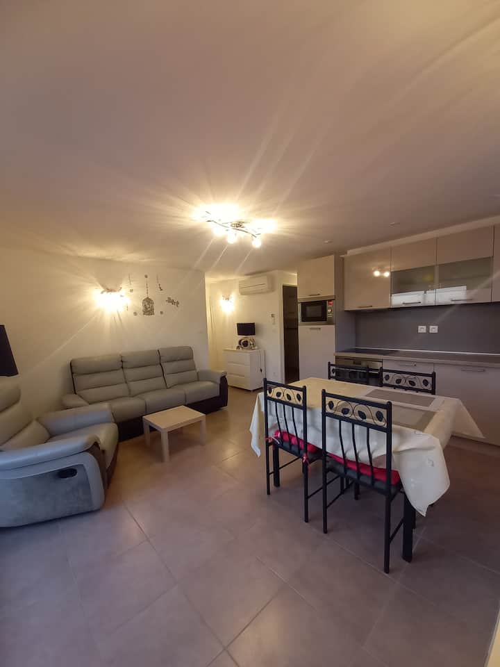 Appartement à 100 Pas De La Plage - Sainte-Marie