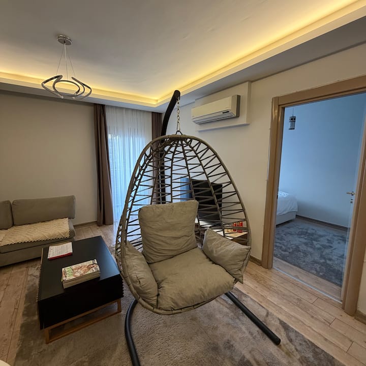 ÇOk Temiz şıK Merkezi - Aéroport d'Izmir Adnan Menderes (ADB)