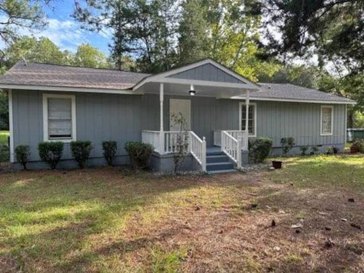 Motohouse Rentals - Cairo, GA