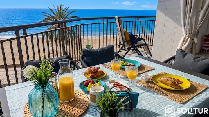 Primera Línea Mar Cunit. Gran Terraza Con Vistas. - Cunit