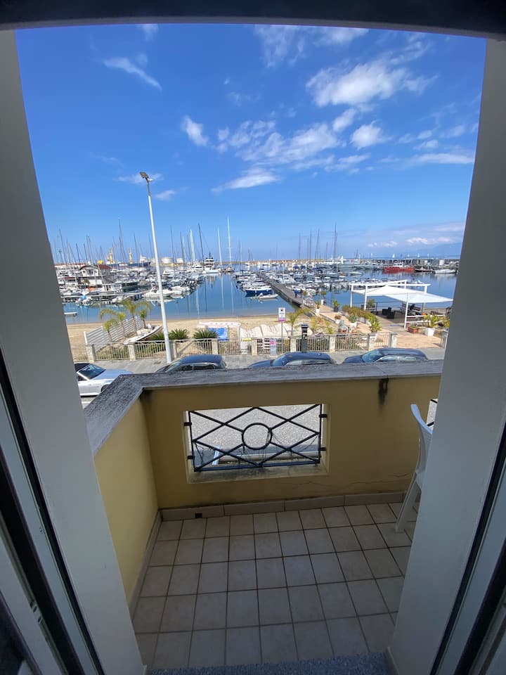 Appartamento L'affaccio Sul Porto Di Vibo Marina - Pizzo