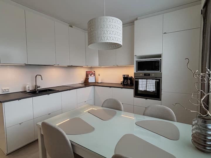 Viihtyisä Huoneisto Lasitetulla Parvekkeella - Joensuu