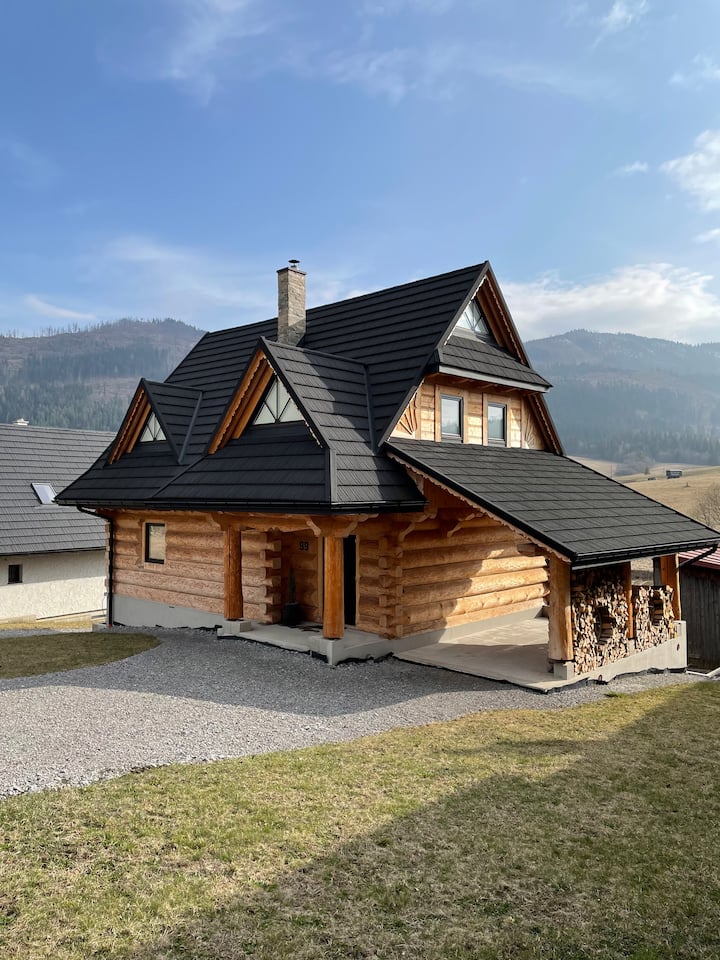 Drevenica Na Liptove S Terasou Pre 10 Až 14 Hostí. - Slovakia