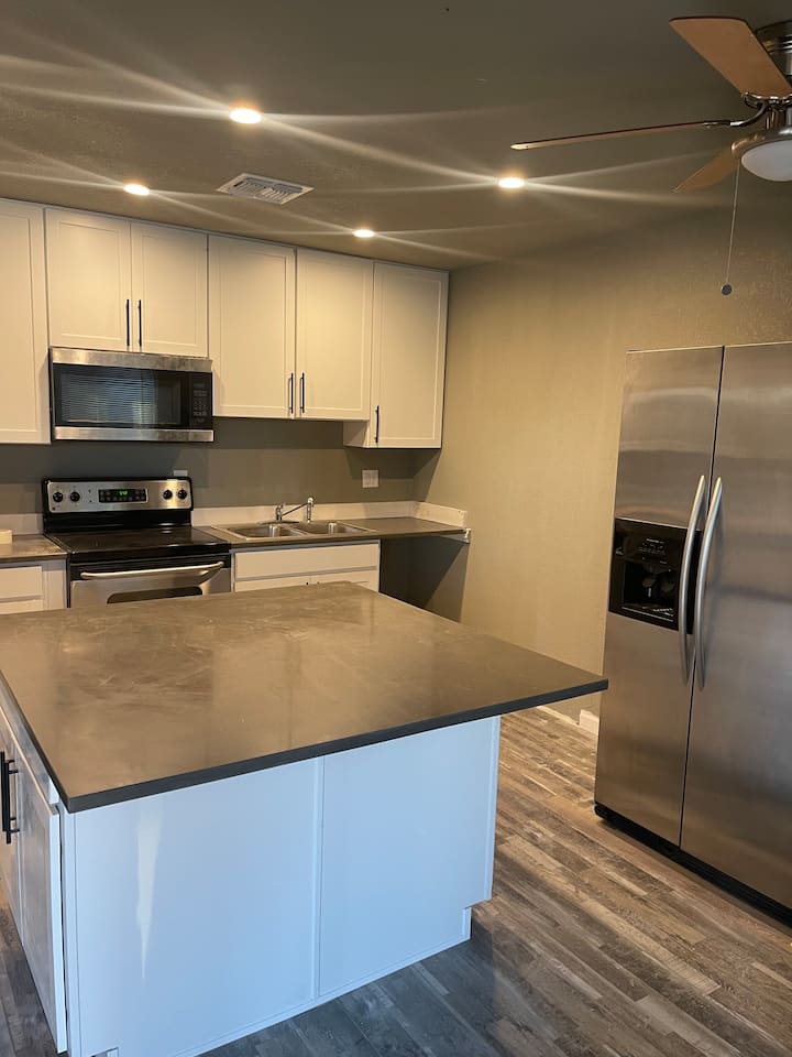 Comfortable Home In Casa Grande Off I-10 Highway - Casa Grande, AZ