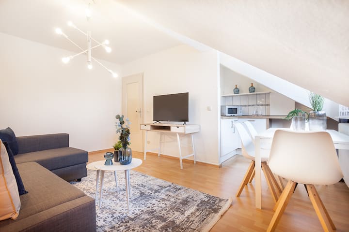 Spacestays / For 5 / Wifi / Central / Urban Living - Essen