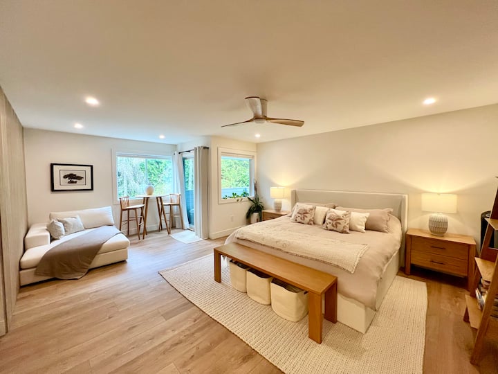 *New*suite On Resort Property-oceanviews & Kingbed - Parksville