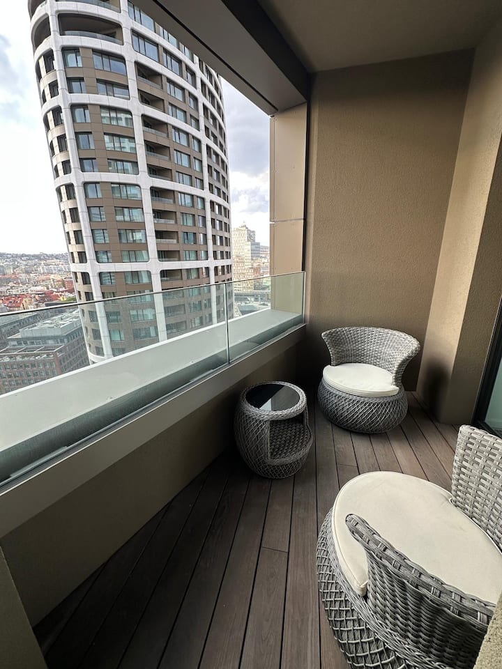 Brand New Luxury Free Parking Apartment - Bratislava