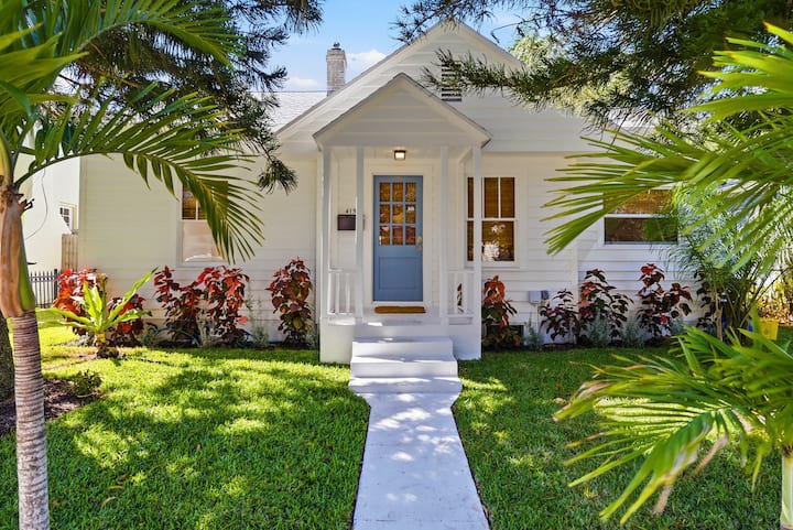 Garden Oasis W/ Pool & Cabana – Minutes To Beach - The Bahamas