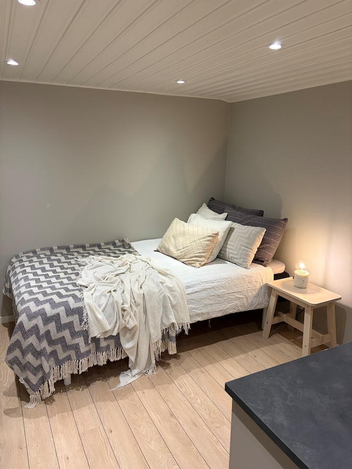 Gäststuga Med Kök Och Badrum - Norrköping