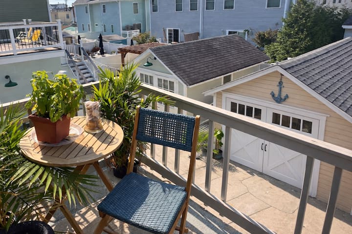 Private 2nd Fl | Cottage Suite | Sleeps 6 - Wildwood Crest, NJ