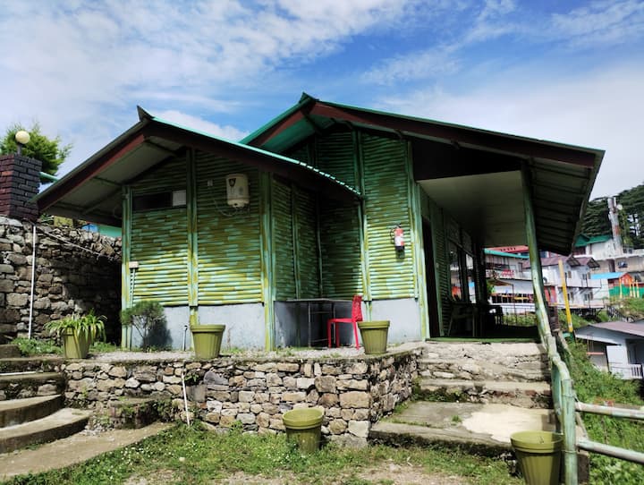 Sunset View Homestay W/ Forest Walks, Uttarakhand - Dhanaulti