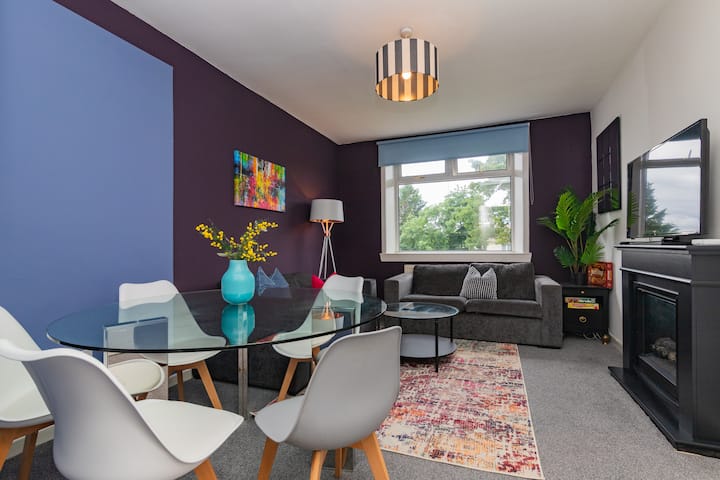 Ideal 2br Flat In Motherwell | Sleeps 5 | Parking - Motherwell