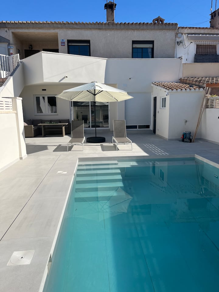 Cabo Roig 4 Bedroom With Private Pool - Cabo Roig