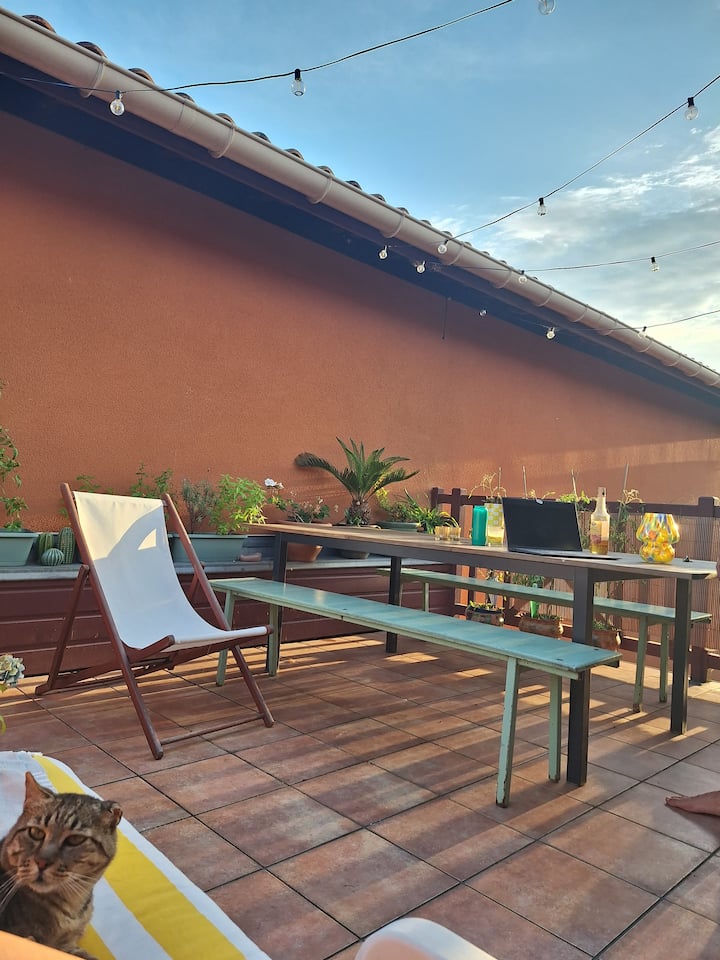 Charmant T2 Avec Terrasse, Parking – Proche Plages - Anglet