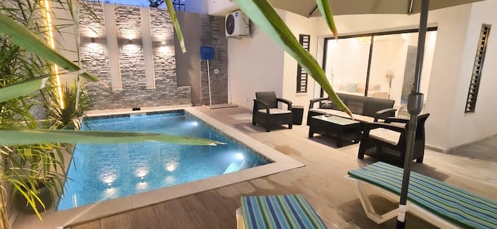 Superbe Villa Avec Piscine Privée Et Rooftop - Hammamet