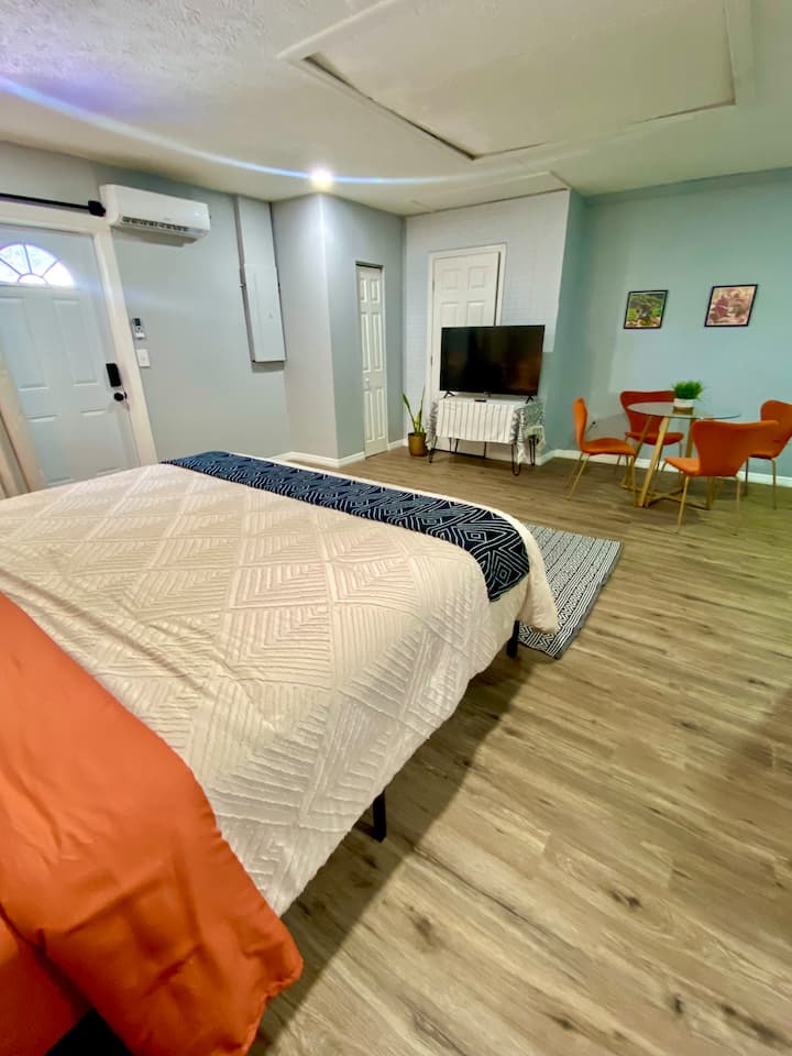 Casa Serena-quiet Boho Retreat - Land O' Lakes, FL