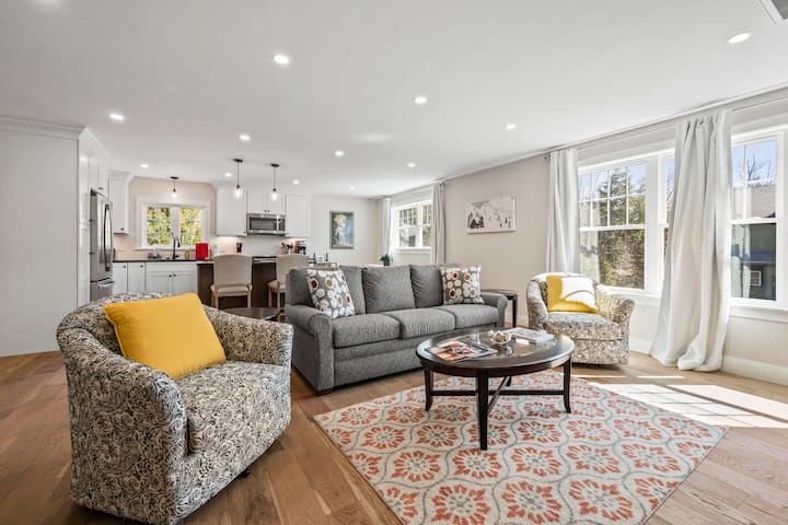 Summit Ridge | Brand New! | Pools | Loon | Lincoln - New Hampshire