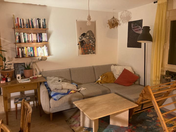 Gemütliche Drei Zimmer Wohnung Mit Balkon - Dußlingen