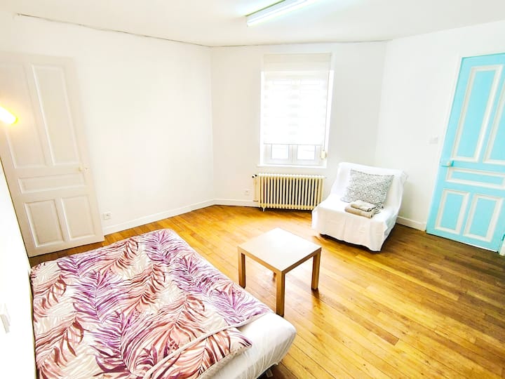 Chambre Avec Salle De Bain Privée En Centre-ville. - Saint-Quentin