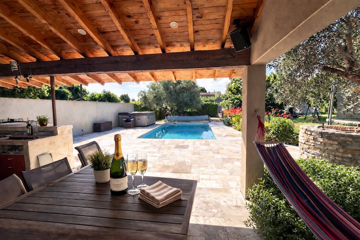 Maison De Charme Alès Piscine & Jacuzzi - Alès